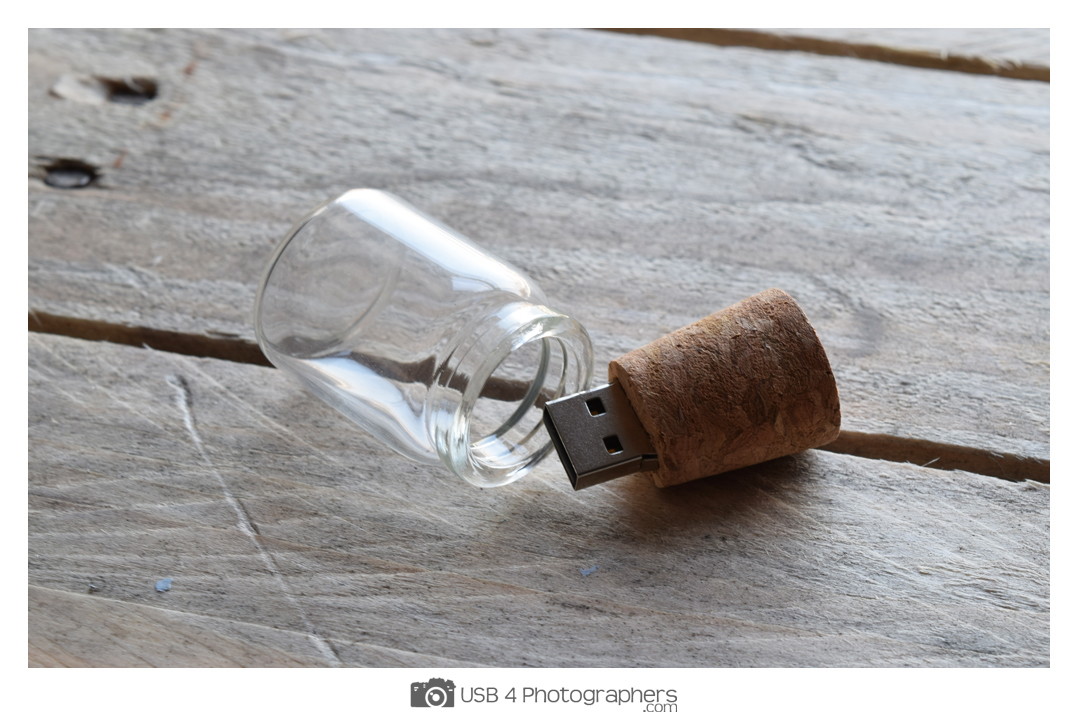 Bottle USB Memory Stick - Personalised USB Memory Sticks & Gift Boxes ...