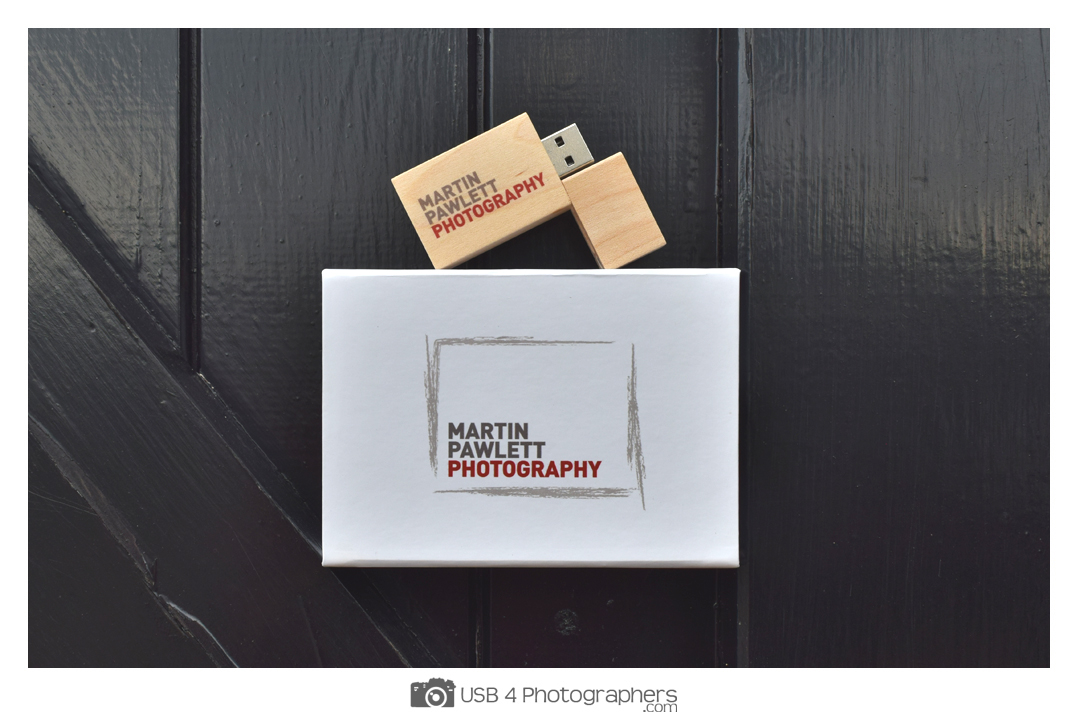 White Magnetic USB Gift Box - Personalised USB Memory Sticks & Gift ...